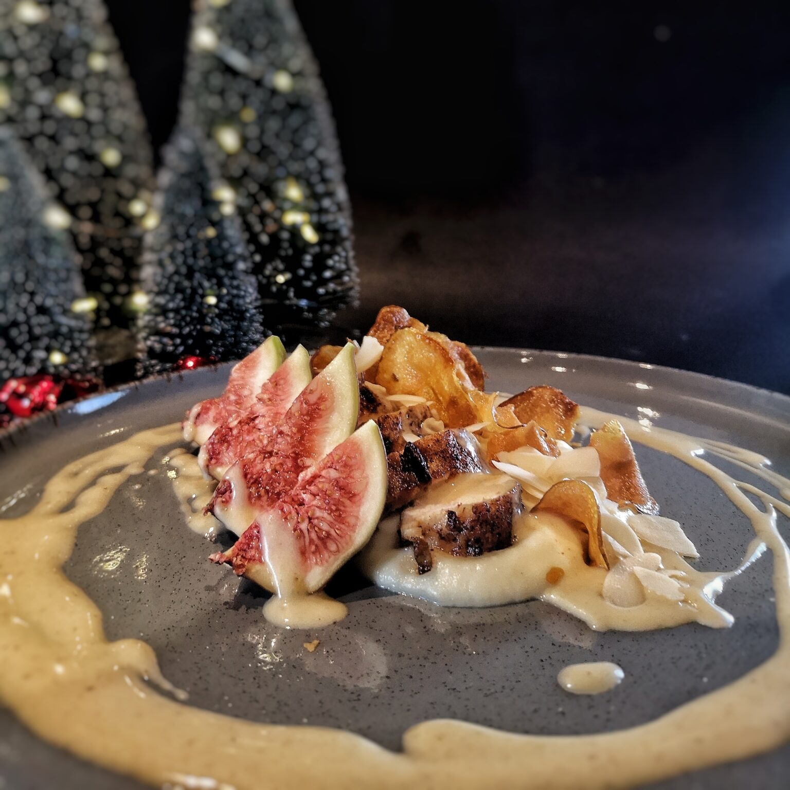 Konijnfilet met aardpeer, vijgen en mosterdsaus – Stijns Kitchen